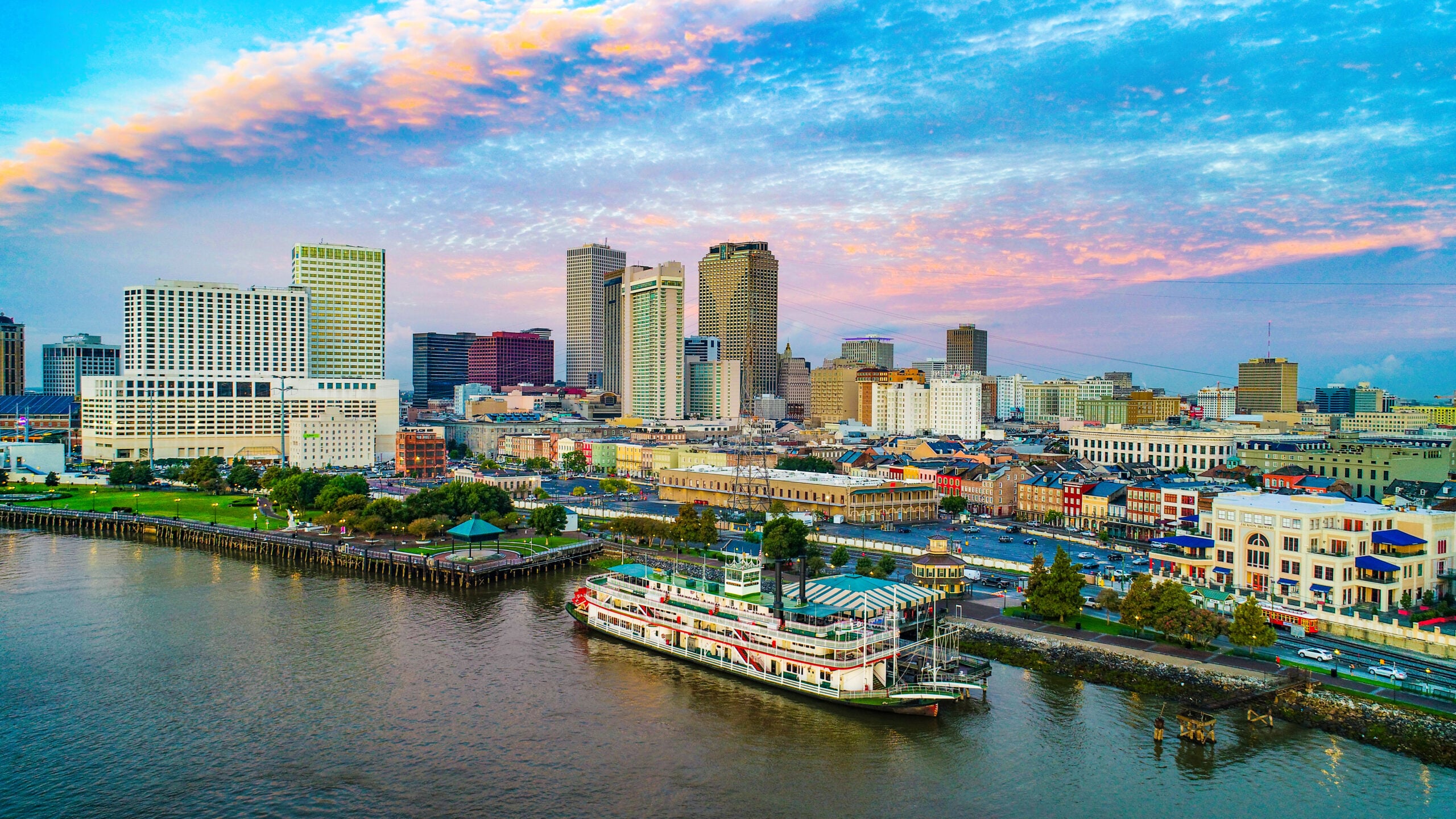 What Is New Orleans Famous For? Discover the City’s Soul with Gray Line ...