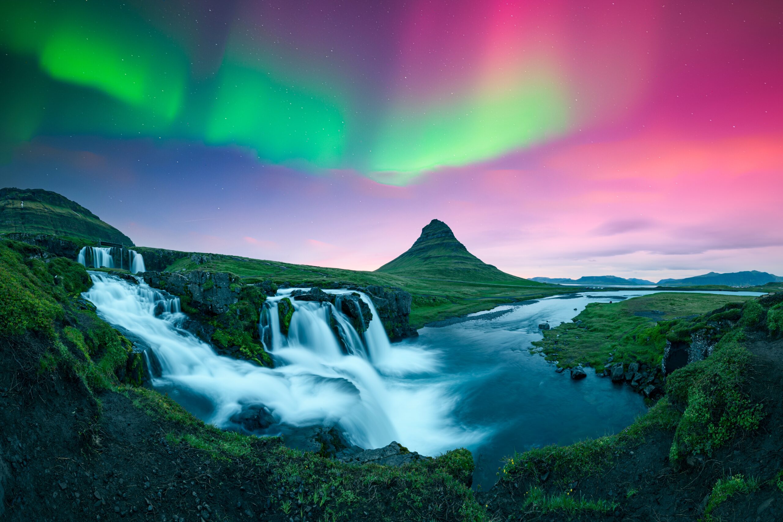 Experience the Northern Lights With Gray Line | Gray Line World Wide